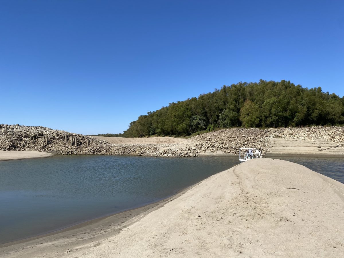Unreal Sights of Historically Low Mississippi River | INI World Report